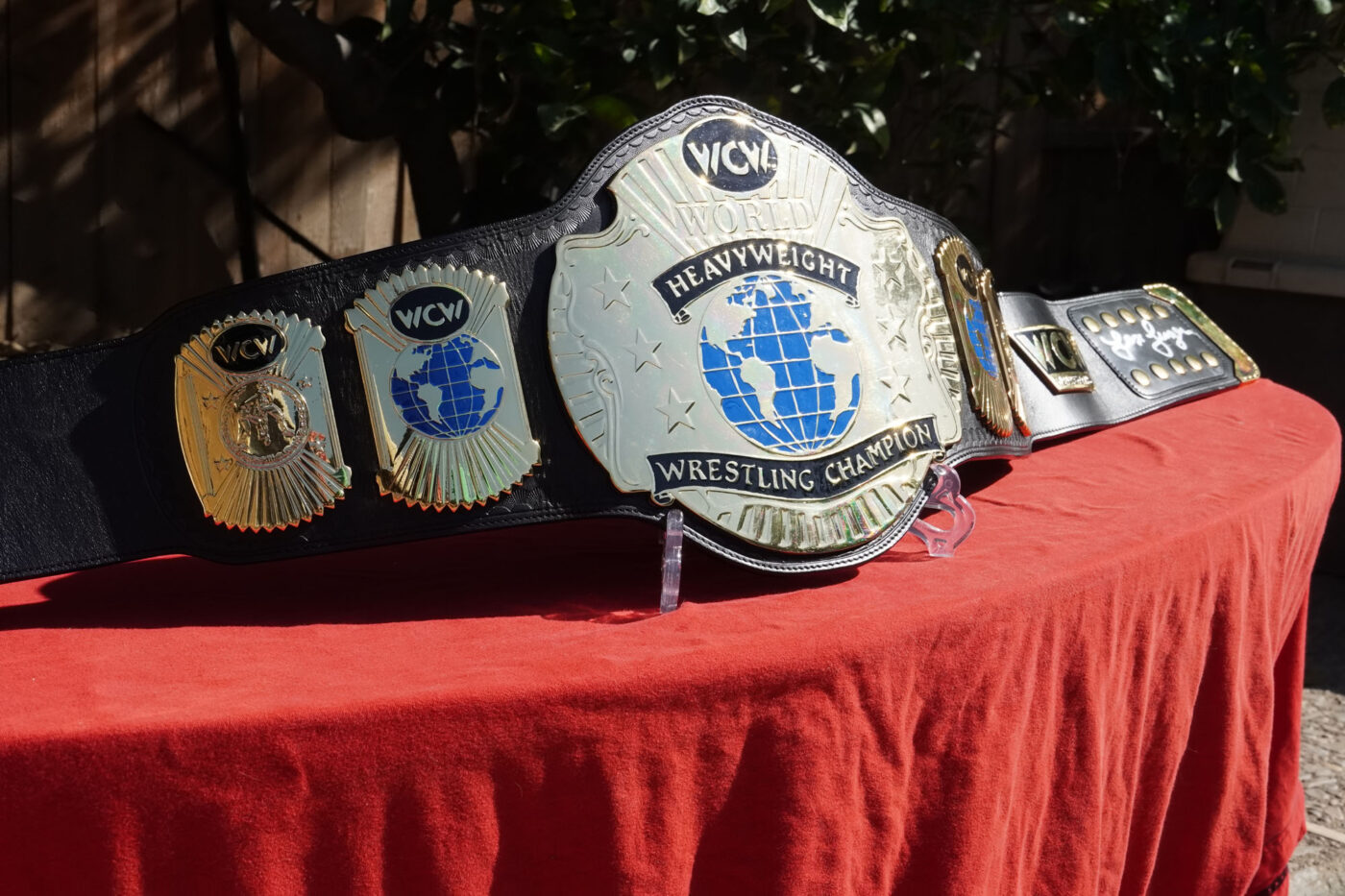 WCW World Heavyweight Championship 91-94 Ultra Deluxe Replica Review ...