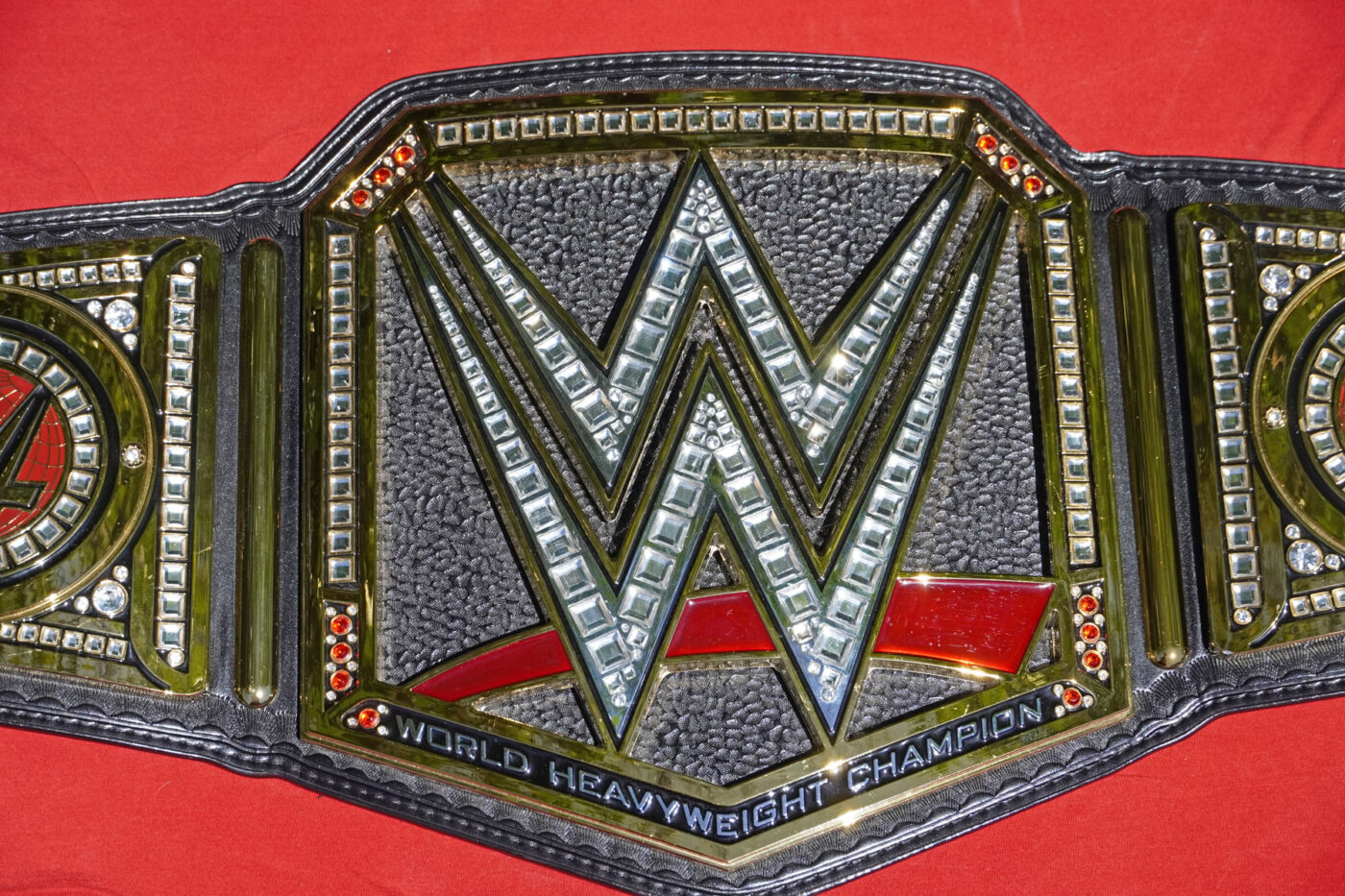WWE Championship 2014 Commemorative Belt Review - WWE Shop | hXcHector.com