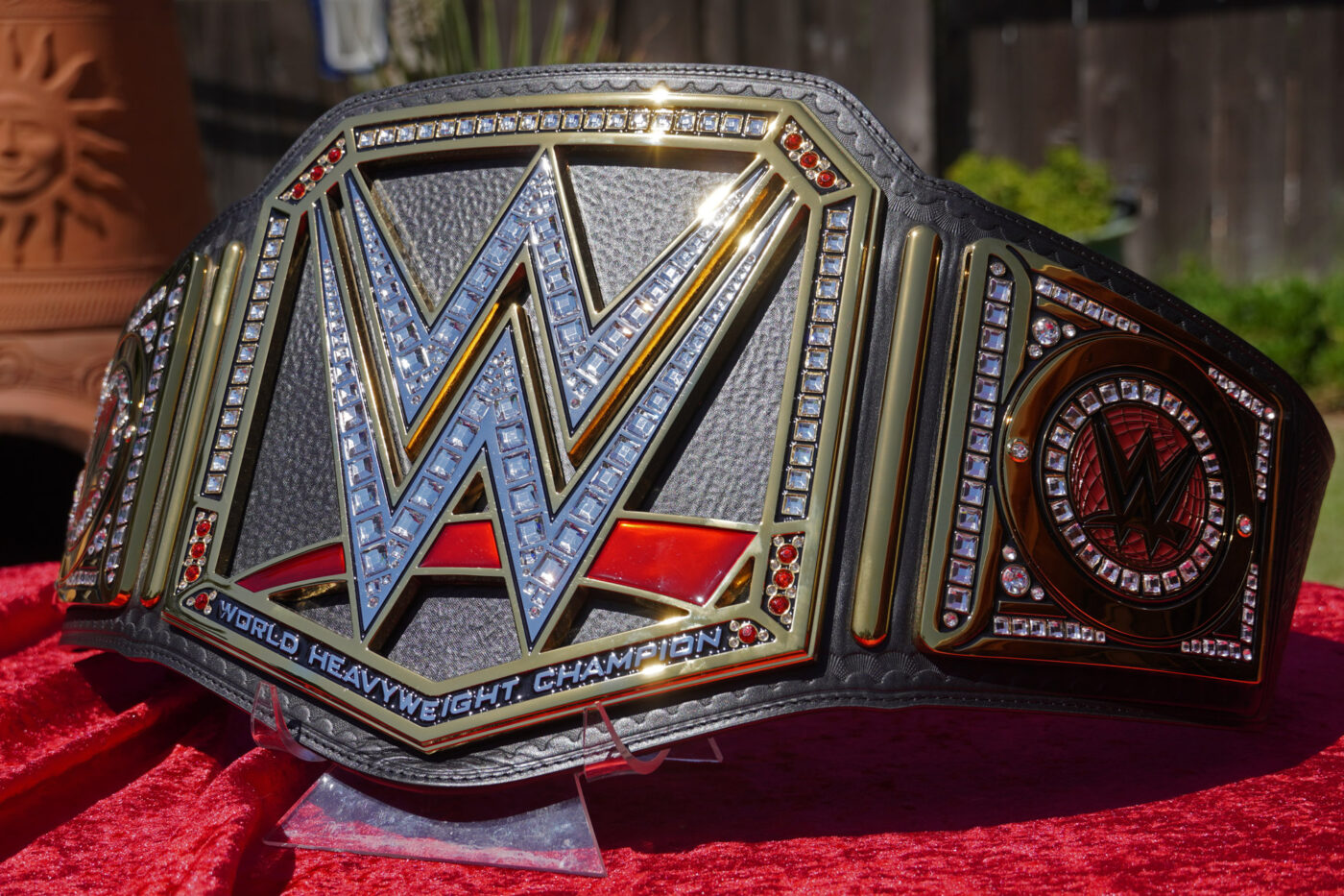 WWE Championship 2014 Deluxe Replica Review - WWE Shop | hXcHector.com
