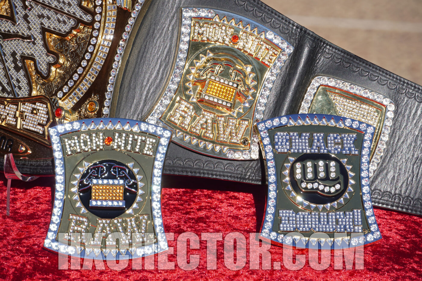 WWE Spinner Side Plates Review and Comparison | hXcHector.com