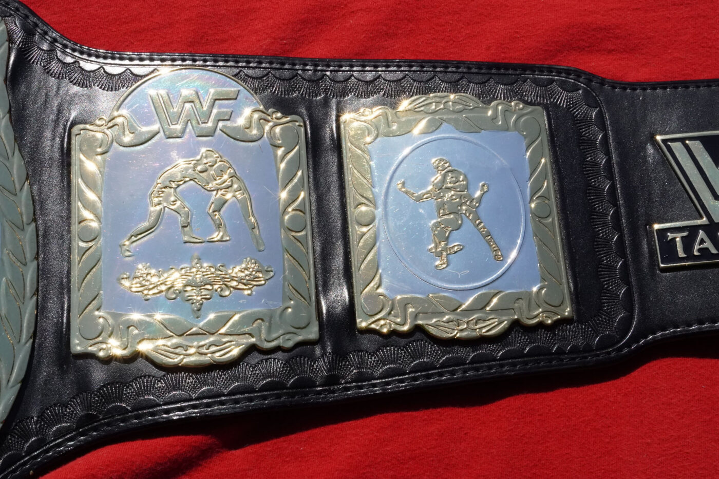 WWF Classic Tag Team Championship Replica Review - Figs Toy Co ...