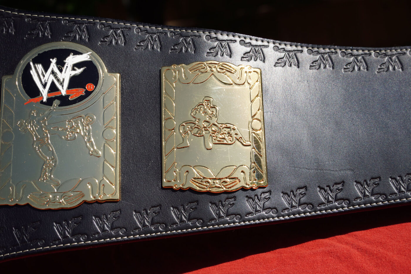 WWF Attitude Era Tag Team Championship Deluxe Replica Review - Figs Toy ...