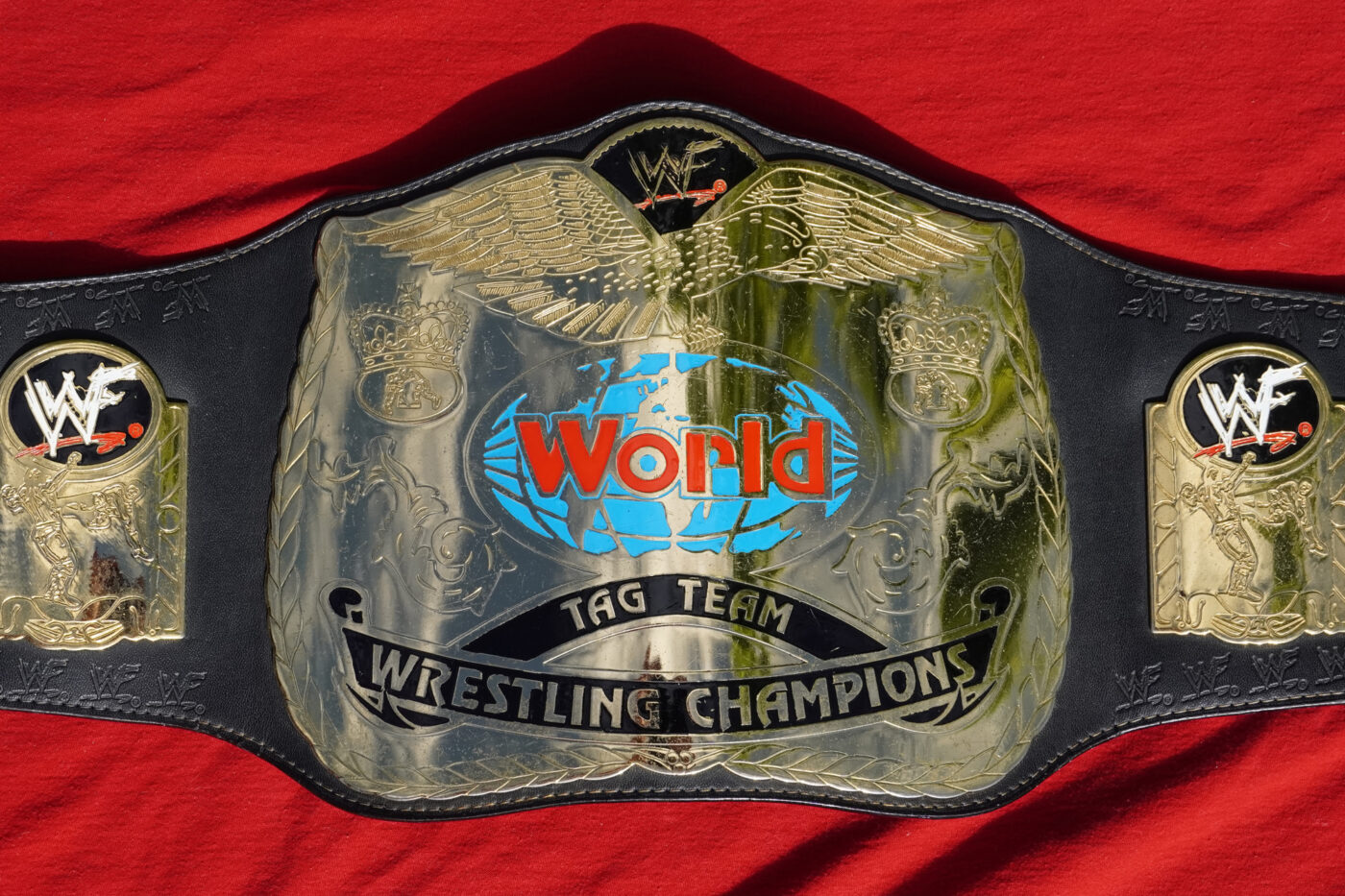 WWF Attitude Era Tag Team Championship Replica Review - Figs Toy Co ...